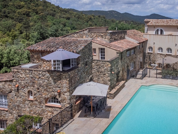 Gîte Joliment Aménagé Sur Un Petit Domaine - Var