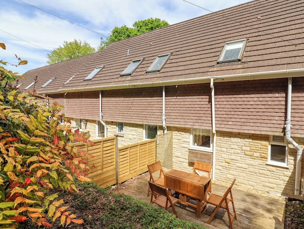 50 Fernhill Heights, Pet Friendly, With A Garden In Charmouth - Lyme Regis
