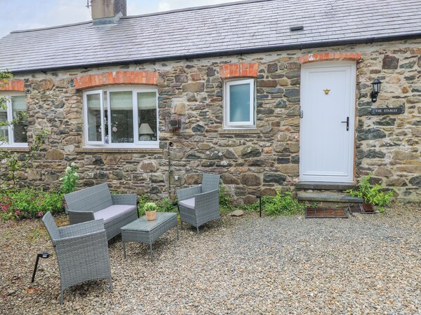 The Stables, Pet Friendly, Character Holiday Cottage In Solva - Solva