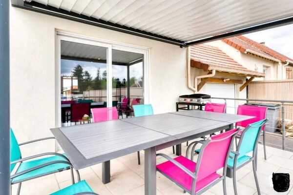 Homerez - Villa à Ranville Avec Piscine Privée - Franceville-Plage