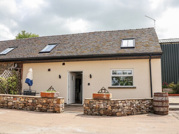 Fern Cottage, Pet Friendly, With A Garden In Biddulph - Leek