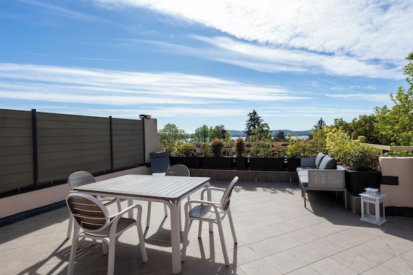 Lesa Jacuzzi & Lakeview, App. With Terrace, Hot Tub And Barbecue. - Lac Majeur