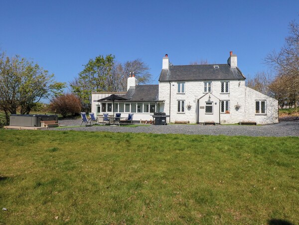 Ty'n Pwll Farm, Pet Friendly, Character Holiday Cottage In Nefyn - Morfa Nefyn