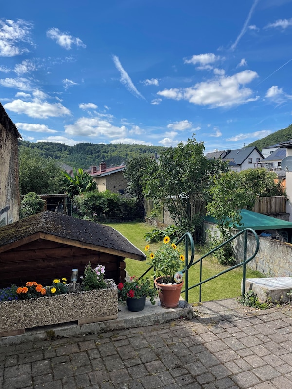 New! Cozy Vacation Home In The South Eifel With Garden And Parking Spaces - Echternach