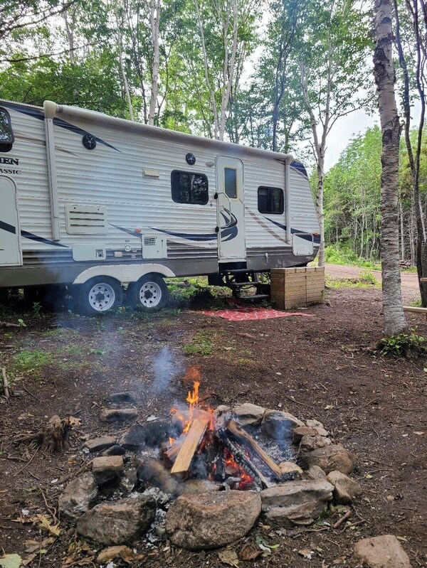 The Riverside Dutchmen.  Reconnect With Nature - Nova Scotia