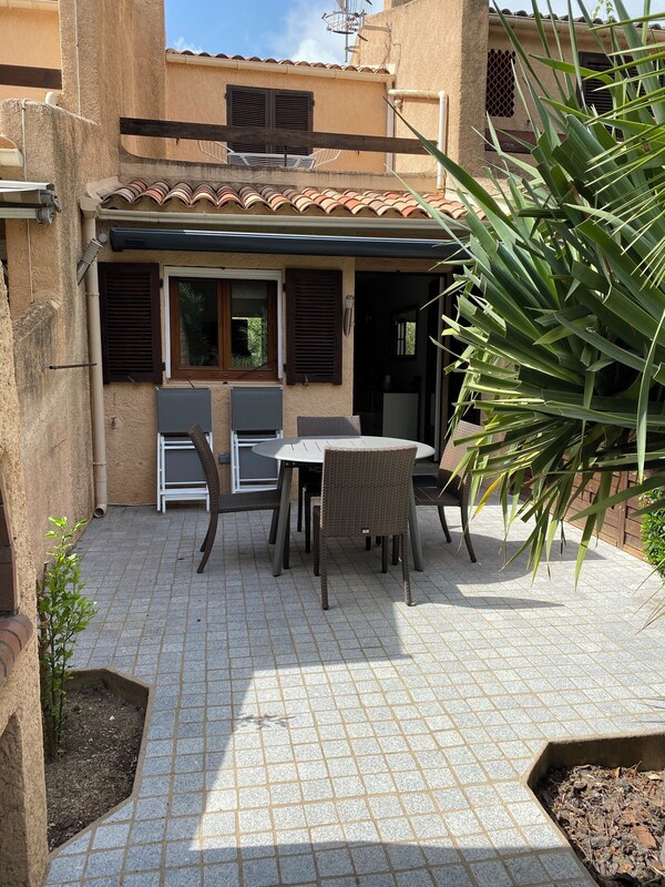 Mini Villa 300 Meters From The Beach San Cyprianu - Lecci