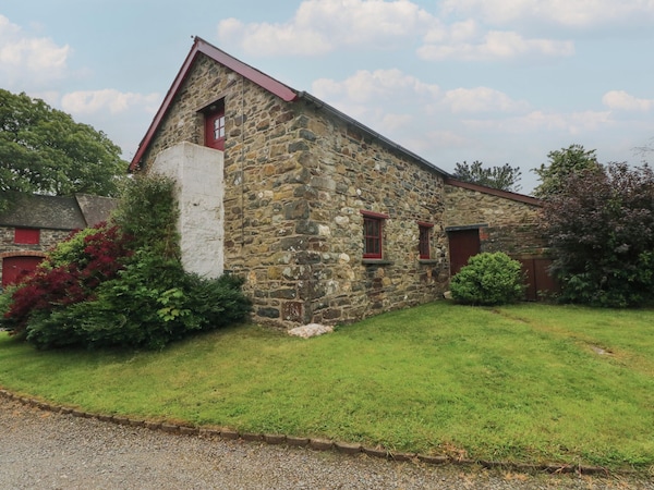 The Loft, Romantic, With A Garden In Fishguard - Fishguard