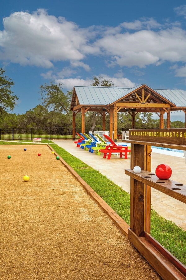 Western Luxury Lifestyle Meets Relaxed Family Getaway | The Gathering Wimberly - Wimberley, TX