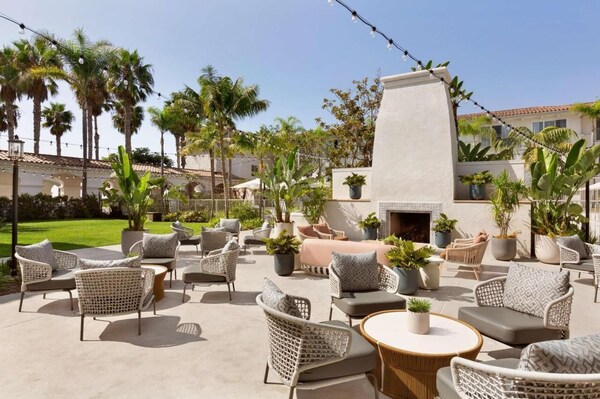 Your Oasis Of Comfort! Outdoor Pool, Minutes To Legoland California! - Carlsbad, CA