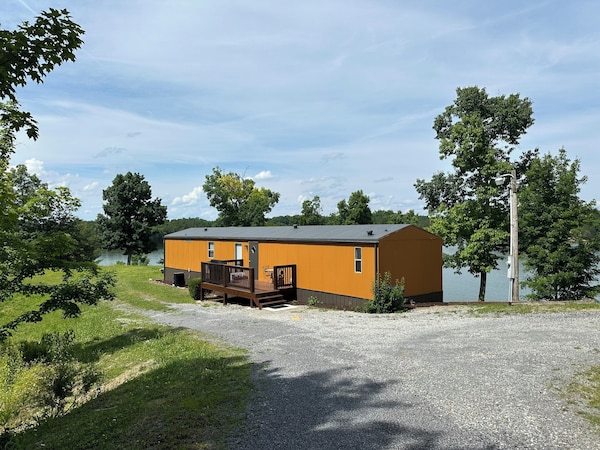 Lakefront!  2 Bed, 2 Bath With Private Dock - Sevierville, TN