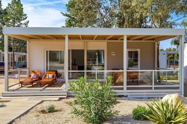 Maison De Vacances Dans Le Parc De Caravanes Strasko א Novalja - Croatie