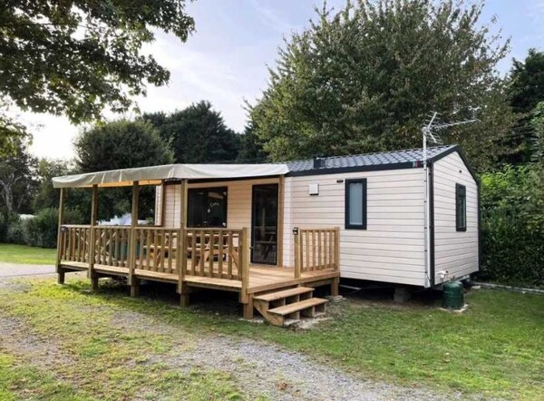 Camping 3 éToiles - Piscine  - Efcgae - Lorient