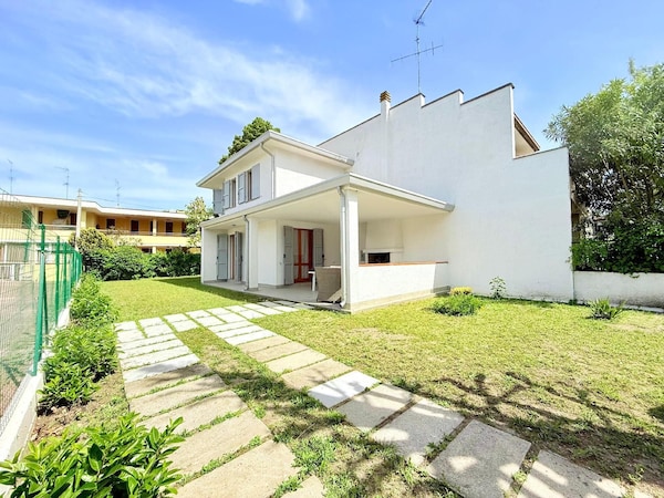 Ferienhaus Lido Delle Nazioni Für 1 - 6 Personen Mit 2 Schlafzimmern - Reihenhaus - Emilia-Romagna