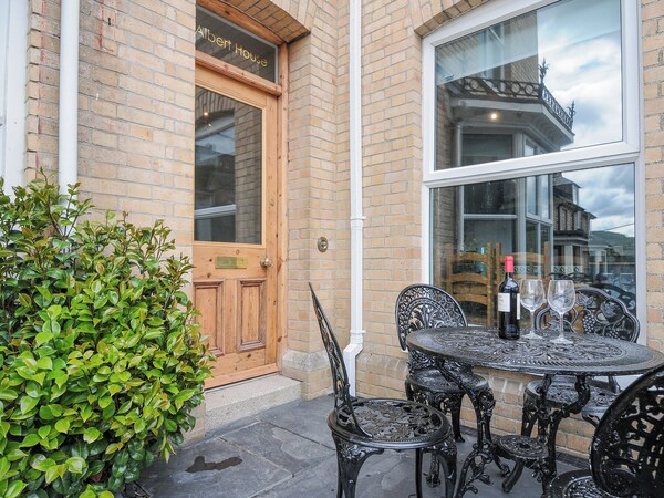 Albert House, Pet Friendly, Character Holiday Cottage In Looe - Polperro