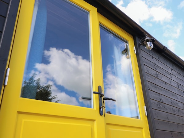 Tower Hut, Pet Friendly, Country Holiday Cottage In Ryde - Hampshire