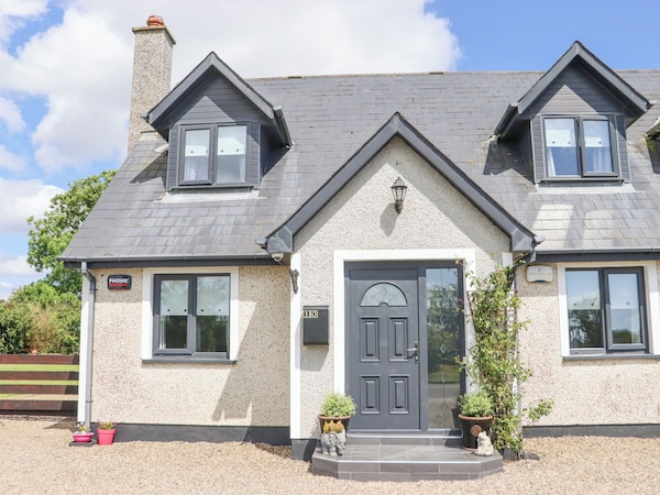 Rathroe Meadows, Pet Friendly In Ramsgrange, County Wexford - Waterford