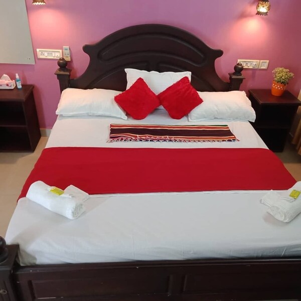 Budget Friendly Beach Side Villa With Pool. - Alappuzha
