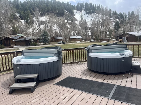 Lodge Deluxe Suite, High Creek Lodge, Outdoor Hot Tubs, Near Pagosa Springs - Pagosa Springs, CO