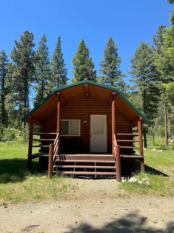 Lost Horse Resort - Double Queen Cabin #15 - Montana