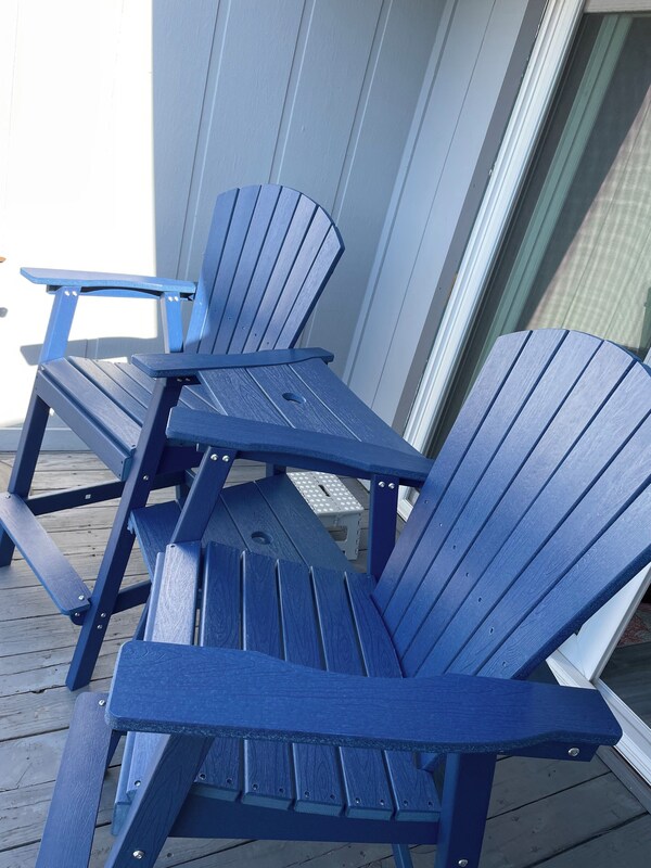 Partial Ocean Views, One Row Back, Cute And Comfortable Carolina Beach Condo. - Carolina Beach, NC