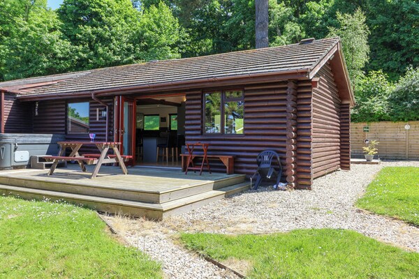 Bay Tree Lodge 35, Pet Friendly, With Pool In Berrynarbor - Hele Bay