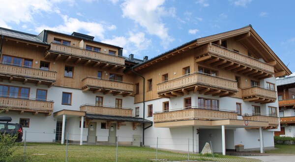Cozy Apartment With Mountain View And Close To The Lift In The Zillertal Arena - Krimml