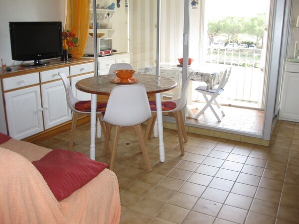 Saint Cyprien T2 Mezzanine 4p Avec Parking, Belle Vue Lagune Et Mer - Argelès-sur-Mer