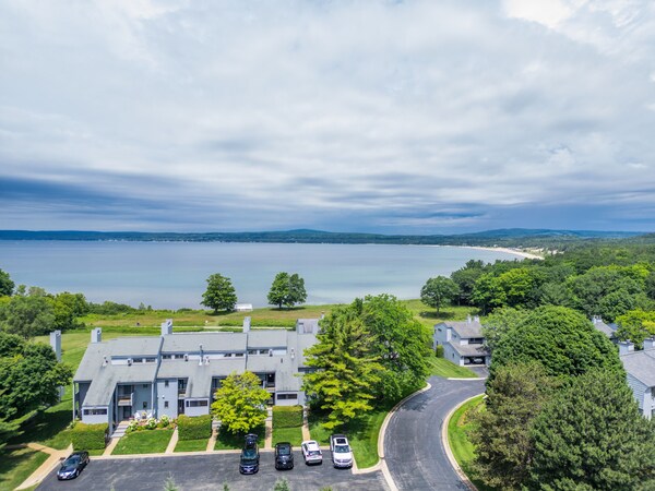 Tannery Creek! Condo With Water View + Pool! - Harbor Springs, MI
