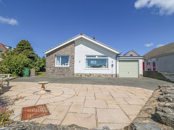 Llwyn Eithin, Family Friendly, Country Holiday Cottage In Benllech - Moelfre