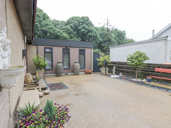 Scotia At The Pow, Pet Friendly, Country Holiday Cottage In Annan - Powfoot