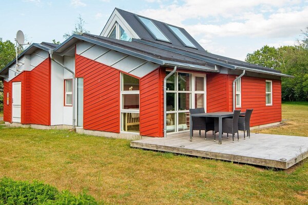 6 Personen Ferienhaus In Vemb-by Traum - Ulfborg