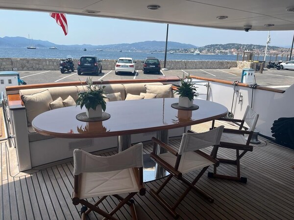 Yacht Jojo - Cannes