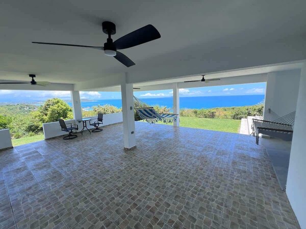 Amazing Ocean Views | 1br 1bth| 5 Stars - Puerto Rico