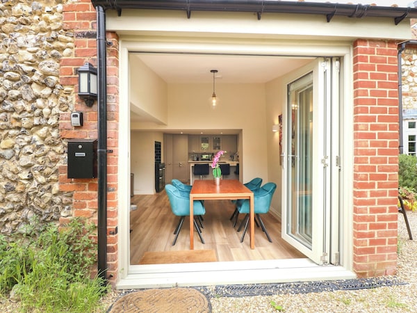 Daisy's Place, Pet Friendly, With Open Fire In Little Walsingham - Burnham Market