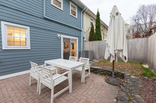 Private Home Near Kendall Sq - Somerville