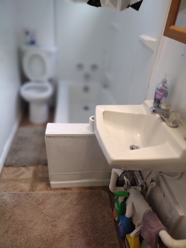 Relaxing Efficient Apartment Near Bakery Square Pittsburgh - Kangaroo, West Mifflin