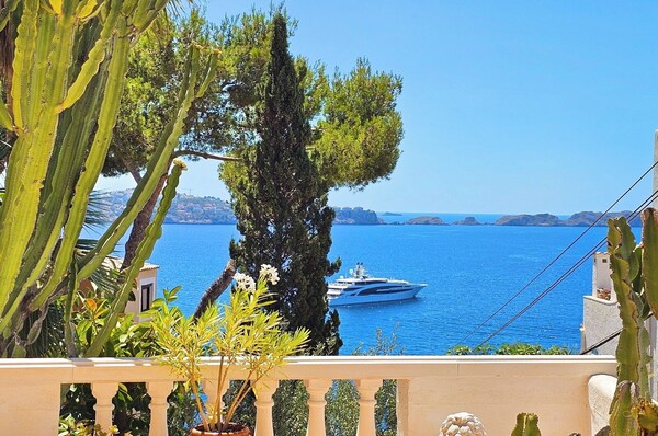 A3024 Ferienwohnung Mit Meerblick Für 2 Personen In Cala Fornells - Cala Fornells