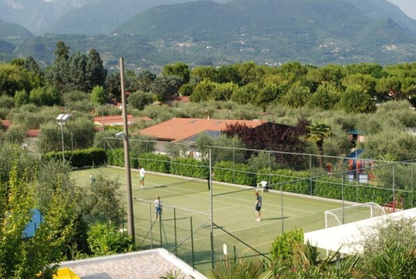 Ferienpark Internazionale Eden Chalet Deluxe Für 5 Personen - Gardasee
