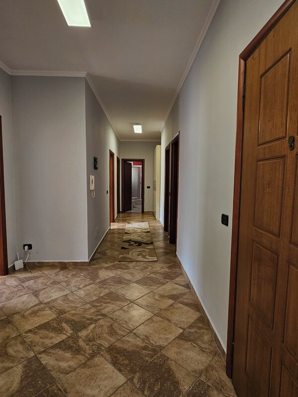 Cozy 2-bedroom Apartment With Ac And Wifi In Superb Durrës - Durres