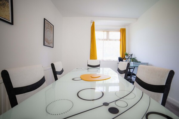 Hatfield Serviced Accomodation - St Albans