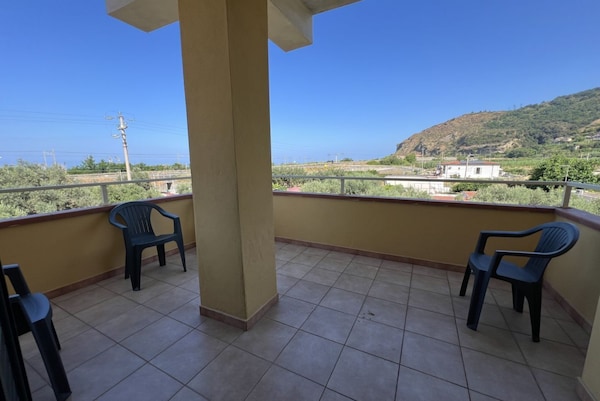 Apartamento Nuevo Y Confortable A 50 Metros Del Mar. - Paula