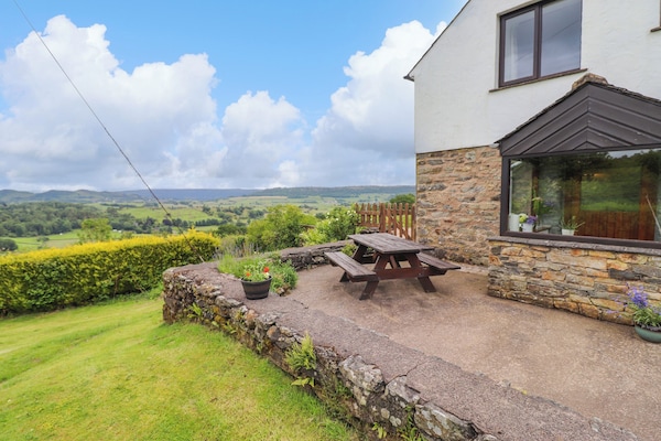 Addylea Cottage, Pet Friendly, With A Garden In Windermere - Newby Bridge