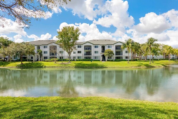 #2-205 - Tucker At Palm Trace Landings Fort Lauderdale - Davie
