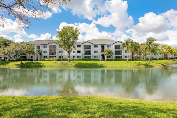#2-202 - Tucker At Palm Trace Landings Fort Lauderdale - デビー, FL