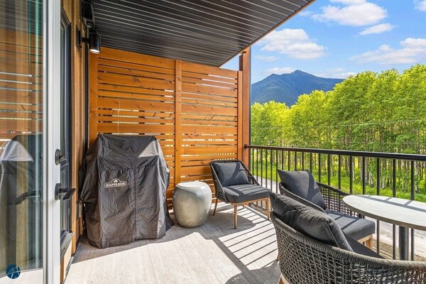 2 Bed/2 Bath Sparrowhawk Resort-sleeps 6 - 캔모어