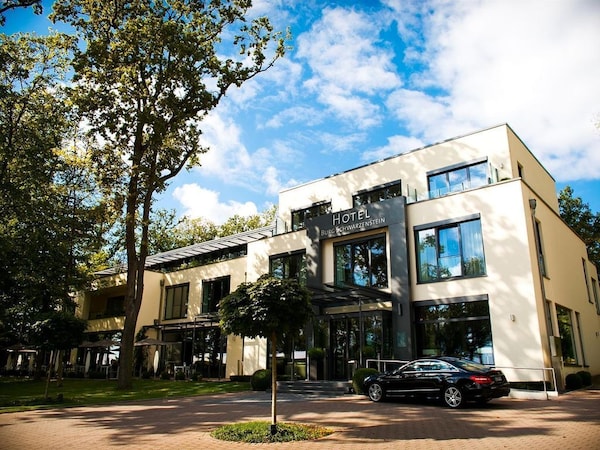 Parkresidenz Junior Suiten.erstattbar M.frühstück - Relais & Châteaux Hotel - Oestrich-Winkel