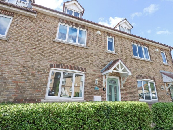 Plain Sailing, Pet Friendly, With A Garden In Weymouth - Weymouth