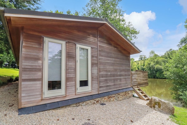 10 Water's Edge, Pet Friendly, Country Holiday Cottage In Lanreath - Devon