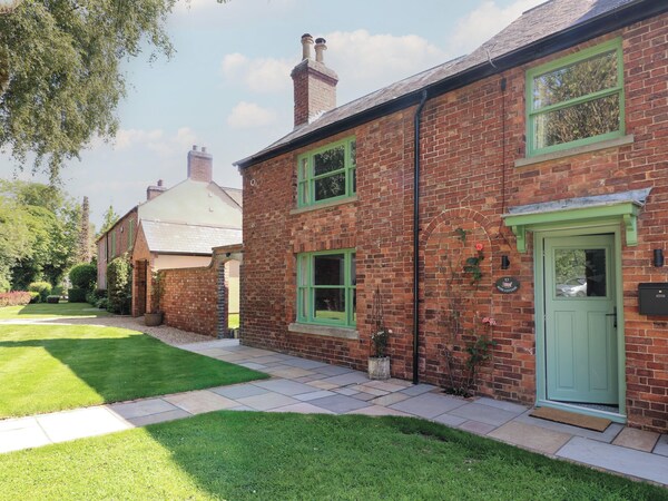 Rose Cottage, Pet Friendly, With Open Fire In Oakham - Melton Mowbray