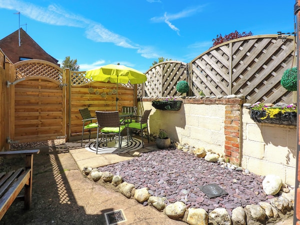 Happy Daze, Family Friendly, Country Holiday Cottage In West Runton - Sheringham